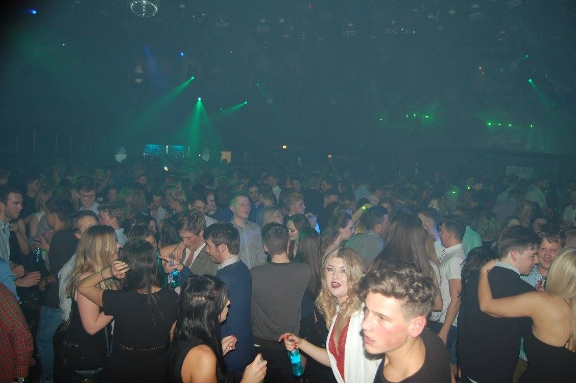 Club Amadeus - Crow Group